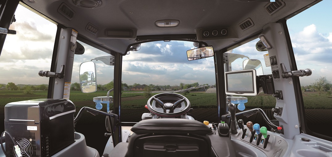 Tractor LS, MT7.101GEAR, cu cabina, 101 CP, motor Iveco, Tier V ...