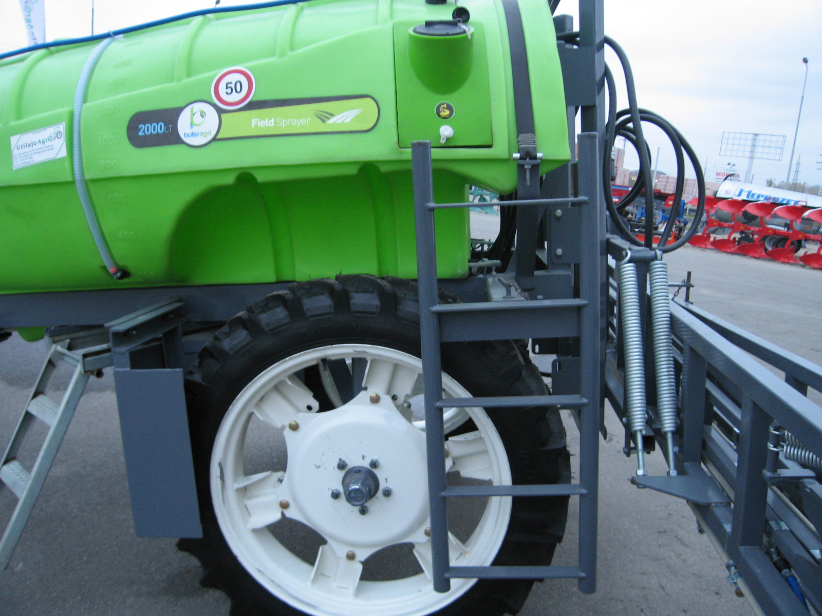 Erbicidator Bufer, Pompa A105, tractat 2000 litri, 18m, ridicare ...